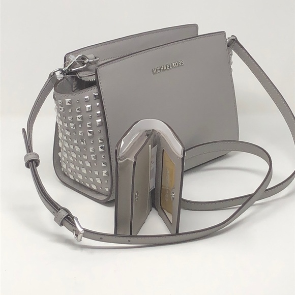 Michael Kors | Bags | Nwt Michael Kors Bundle Selma Flap Card Holder ...